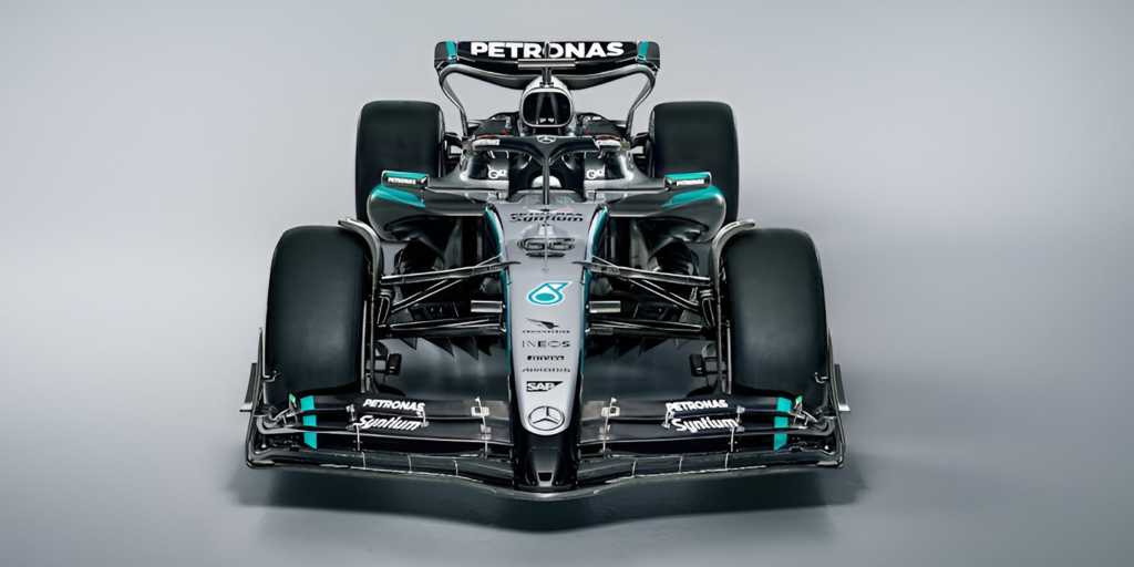 Mercedes W16 makes its debut on track for 2025 F1 season - News